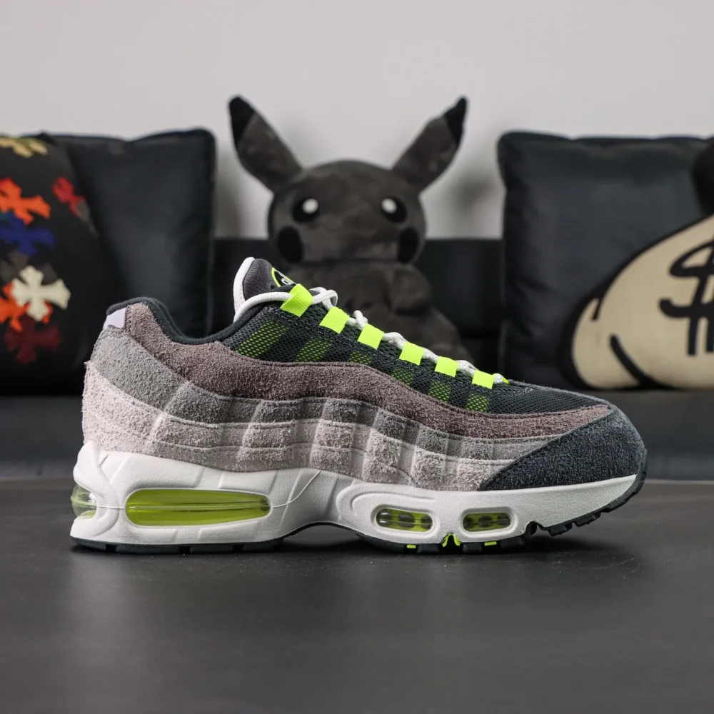 Air Max 95 Big Bubble OG Reverse Neon in Black and Grey - Etkick Reps