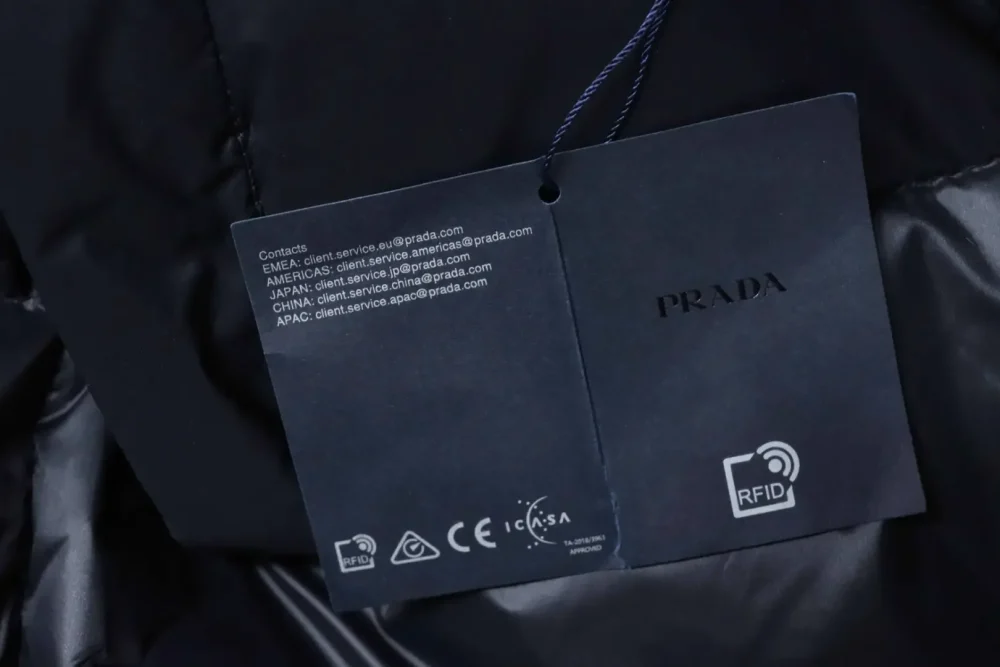 Metallic Triangular Logo Down Jacket With Hood And Wide Brim - Etkick Reps